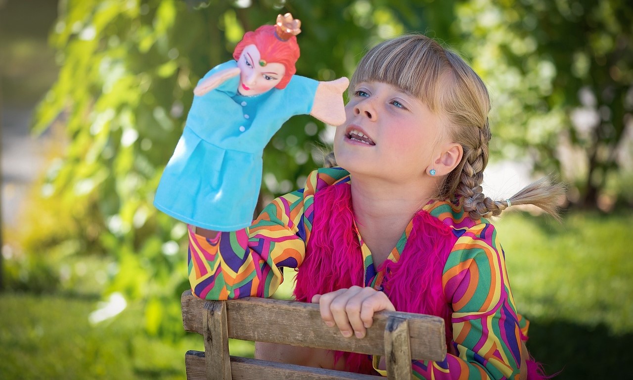 23 Interesting Facts about Hand Puppets - World's Facts