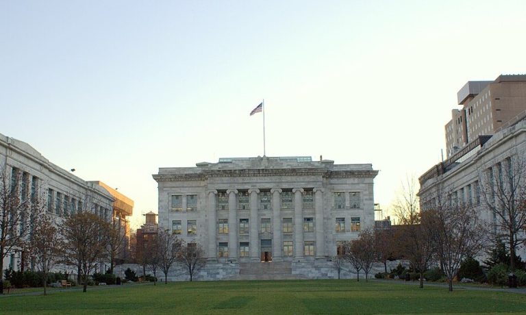 11 Interesting Facts about Harvard Medical School - World's Facts