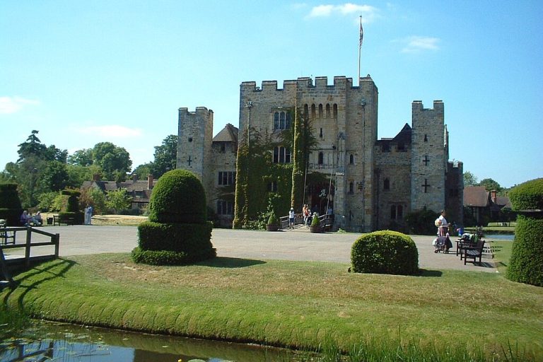 27 Interesting Facts about Hever Castle - World's Facts